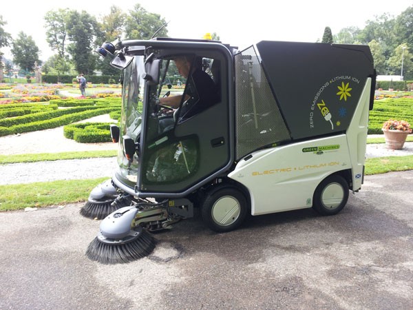 Skapnet 500ze balayeuse de rue électrique TENNANT Green Machines La...