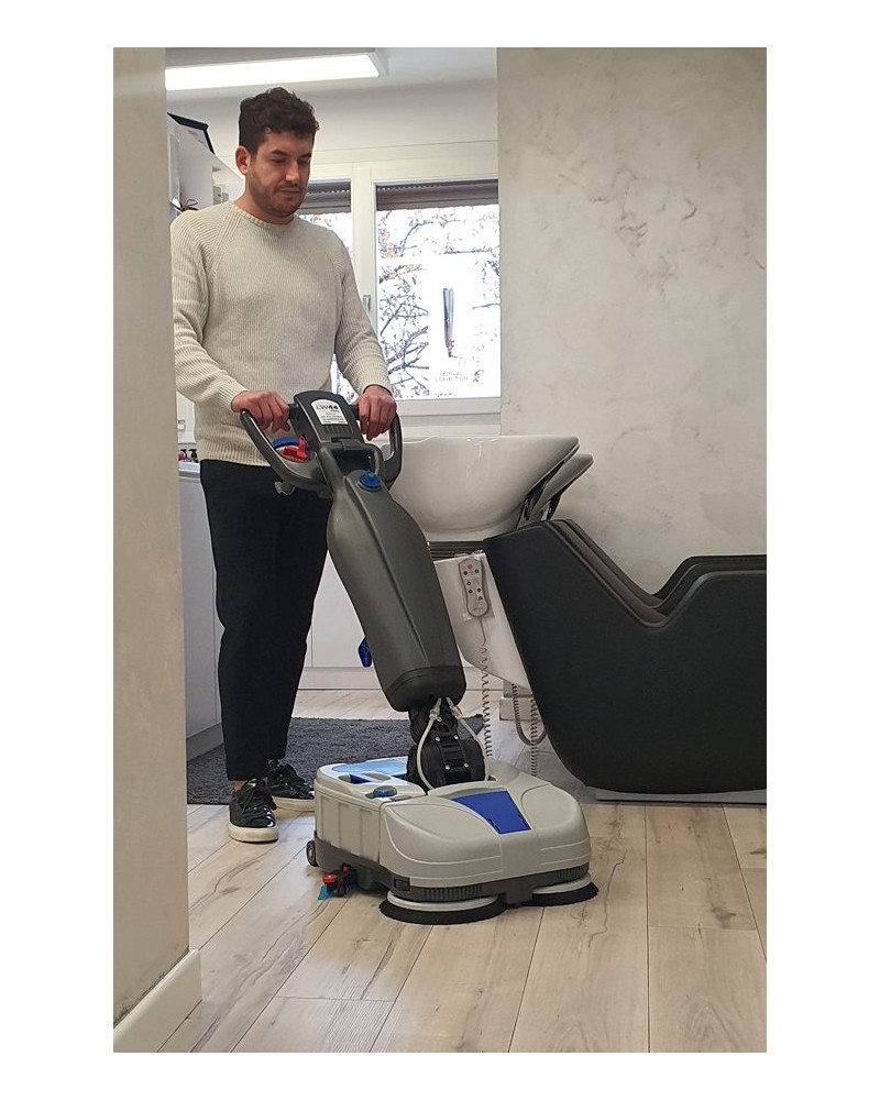 Skapnet LW44 Flexy Hybrid EU Autolaveuses professionnelles à batter...